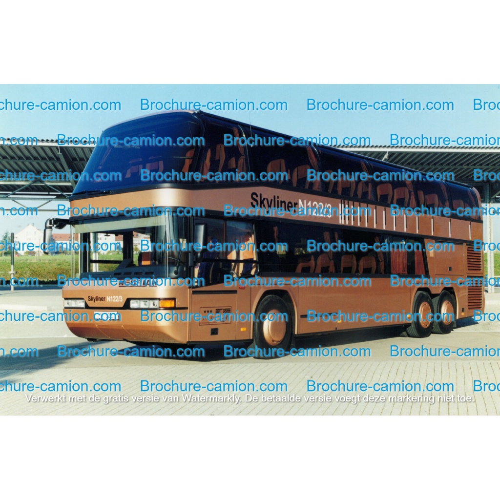 P106 photo presse Neoplan Skyliner N 122/3 - MANUDOC